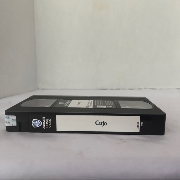 Warner Bros. | Other | Cujo Vhs 987 Cult Classic Cult Horror Film ...